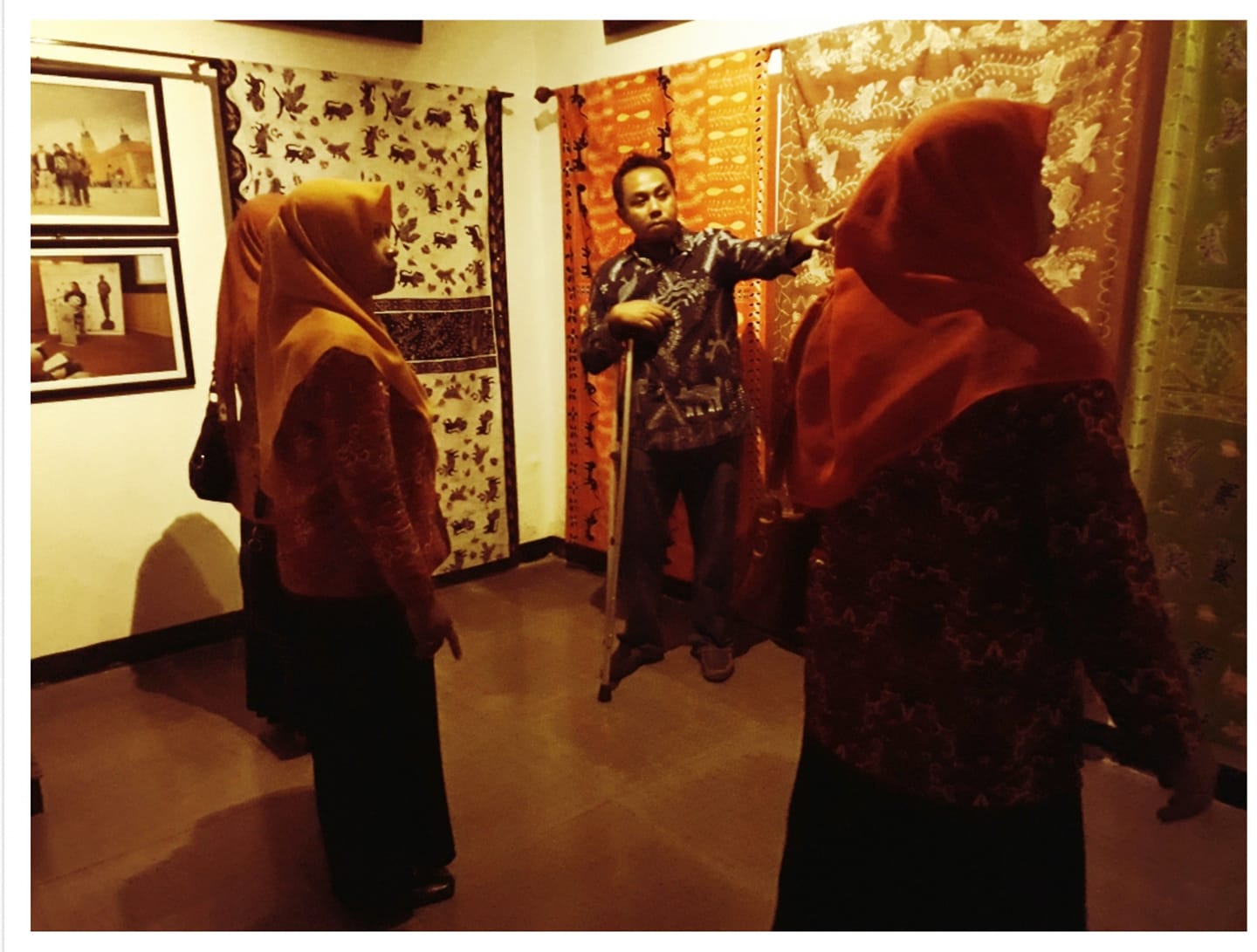 Batik Tutur Milik Masyarakat Blitar! - De Karanganjar