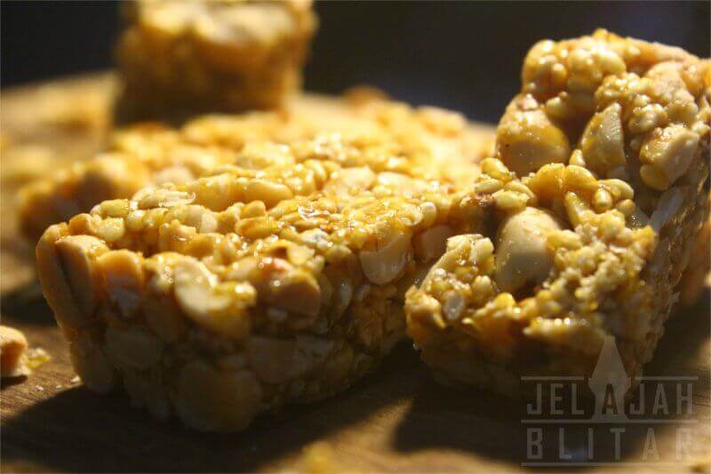 7 Rekomendasi Oleh-Oleh Khas Blitar Terbaru - De Karanganjar